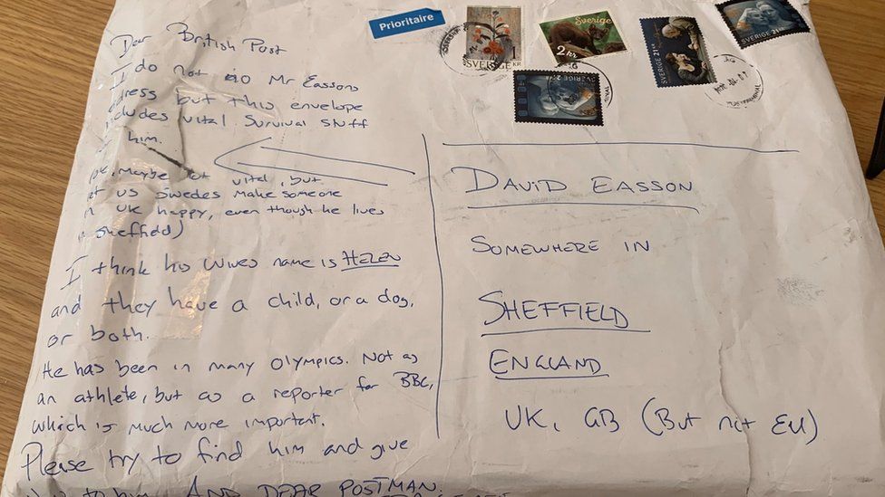 Postman delivers 'somewhere in Sheffield' parcel - BBC News