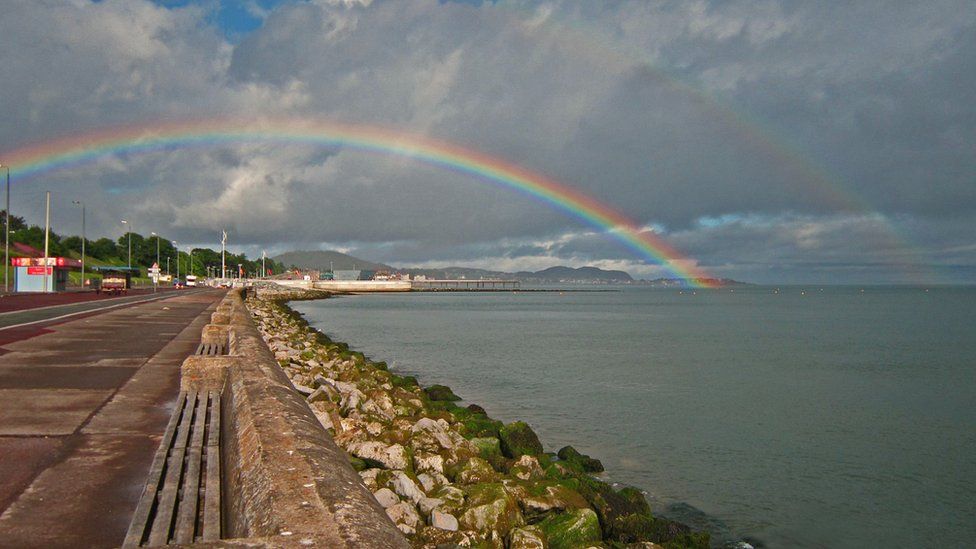 Your Pictures 10-16 September 2015 - BBC News