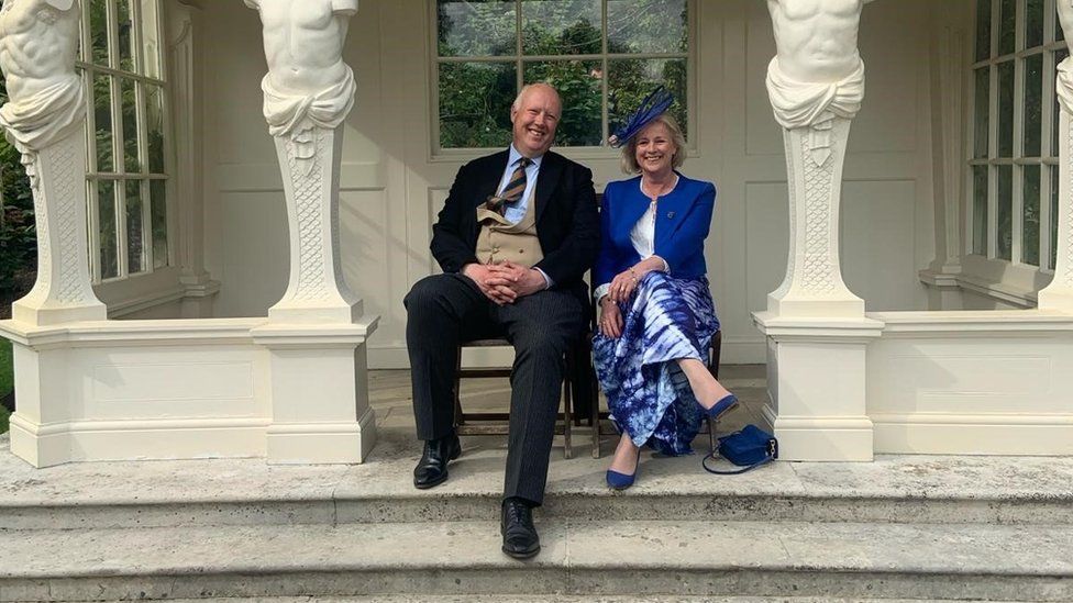 Leap year 2024: Chelmsford MP tells of 'nerve-wracking' proposal - BBC News