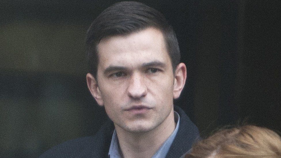 William Wade sentenced for punching bouncer James Darrah - BBC News