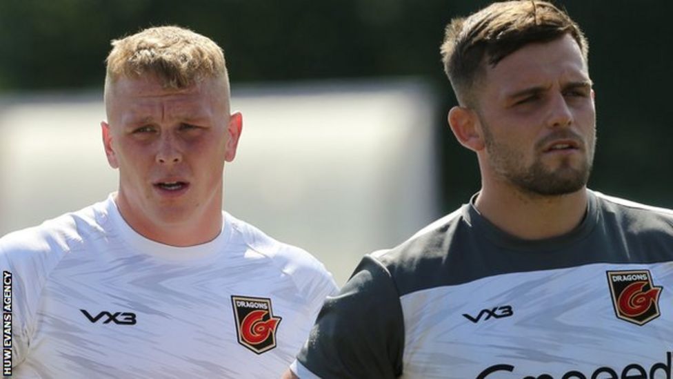 Ben Fry and Lennon Greggains: Back row pair commit to Dragons - BBC Sport