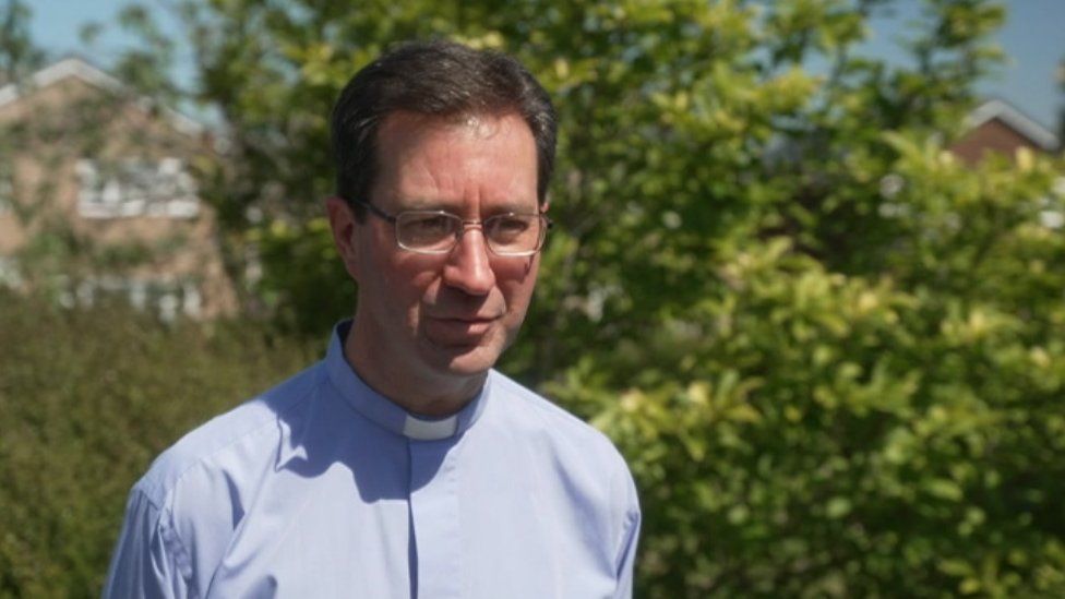 Bodies of woman and man found in Bayston Hill shed - BBC News