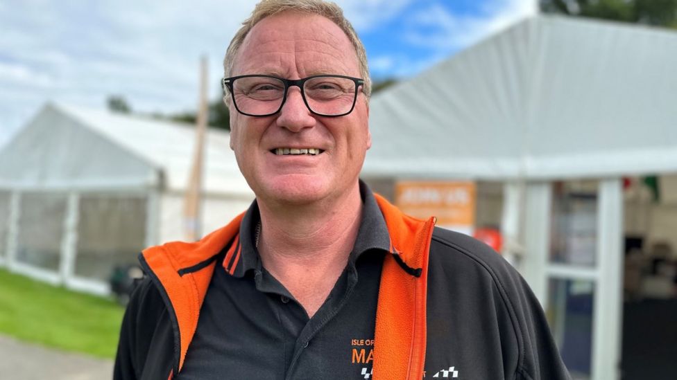 Manx Grand Prix: Event has its own heroes, historian says - BBC News