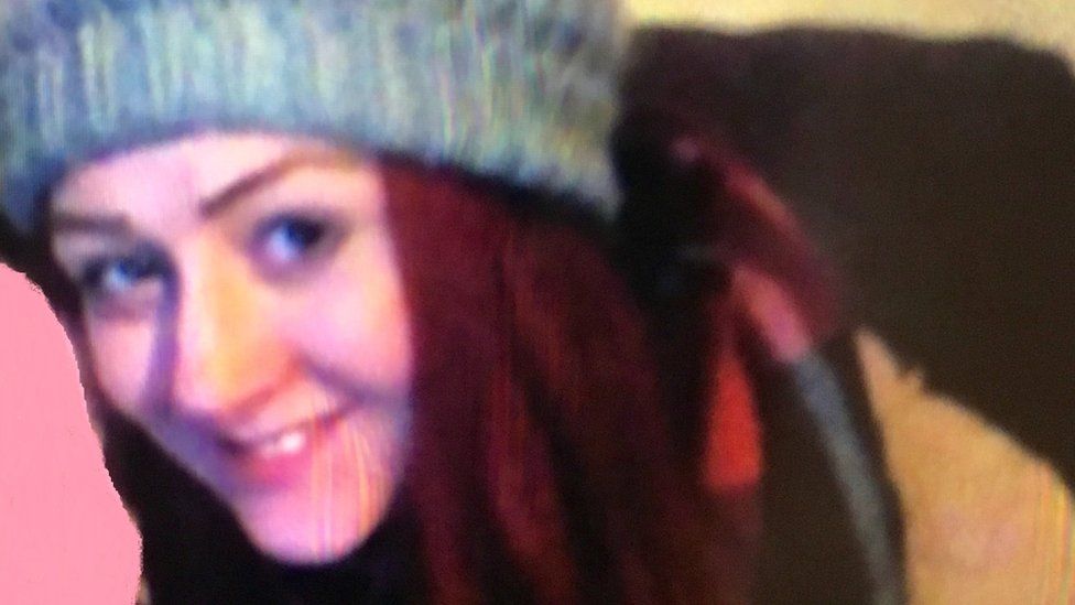 Missing Dundee woman found 'safe and well' - BBC News