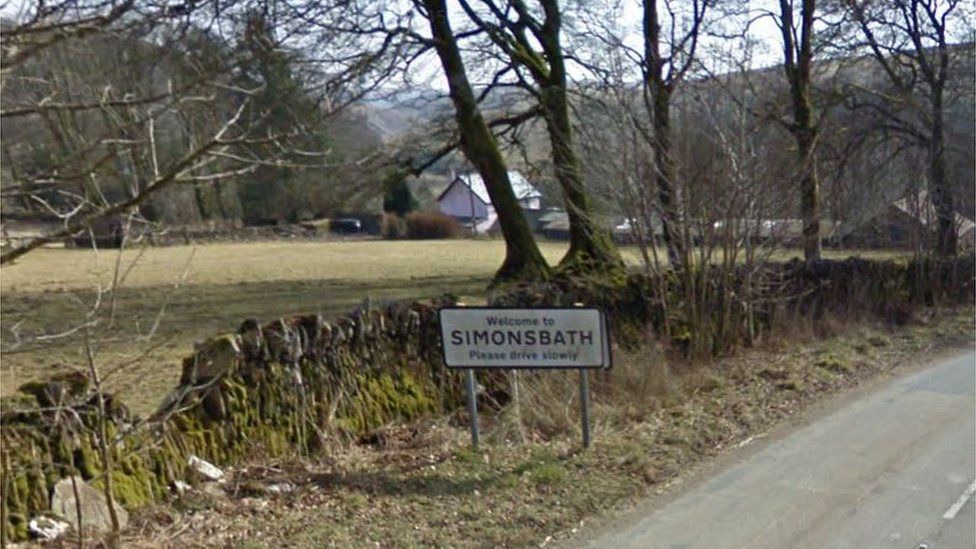 Somerset villages use satellite in broadband project - BBC News