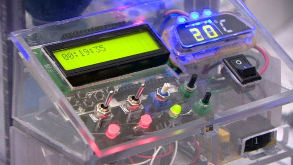 Northern Ireland science fair 'breathtaking' - BBC News