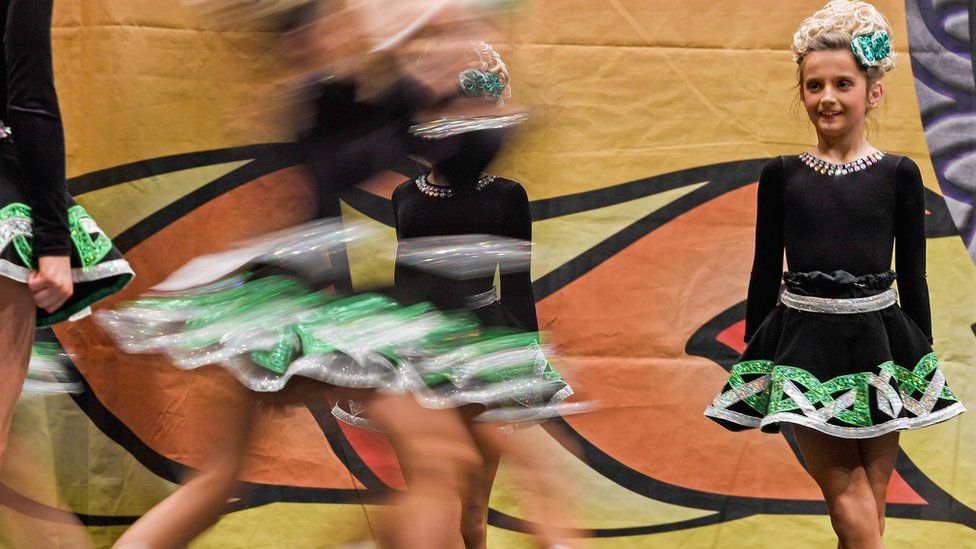 World Irish Dancing Championships come to Glasgow - BBC News