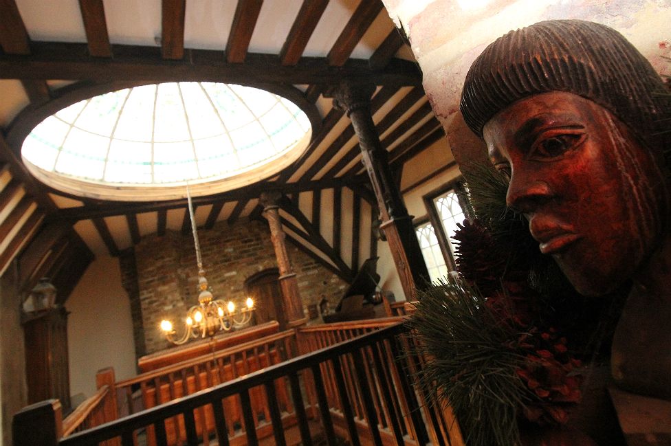 Surrey farmer starts 'hidden castle' demolition - BBC News