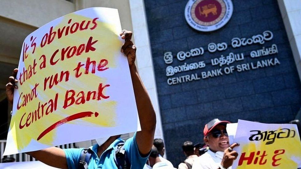 Firms struggle amid Sri Lanka's economic crisis - BBC News