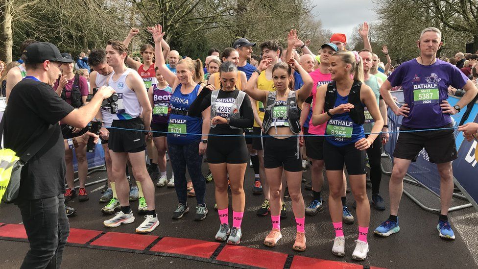 Bath Half Marathon: 10,000 hit the streets for city's biggest race ...