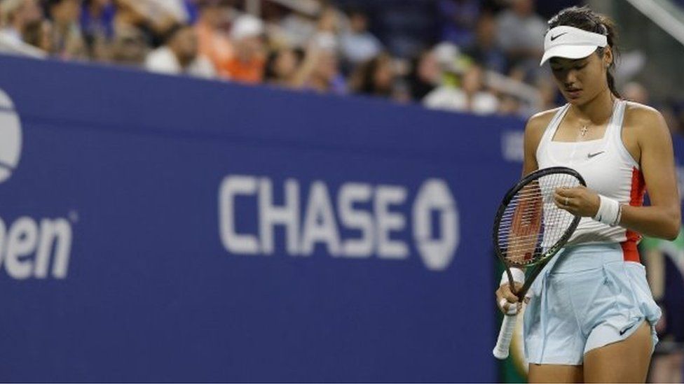 US Open 2022: Emma Raducanu out after first round - BBC Newsround