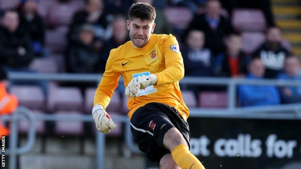 York City sign Scott Flinders and James Berrett - BBC Sport