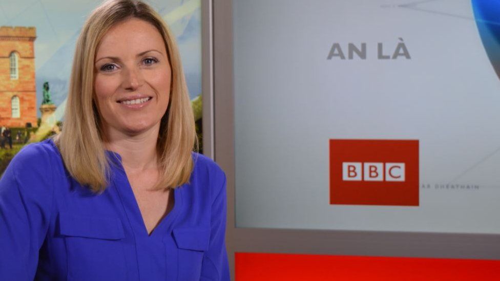 'Not holding my stillborn baby is my biggest regret' - BBC News