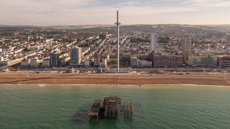 Brighton's i360: World's thinnest tower to open - BBC News