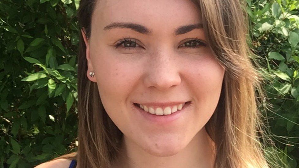 'My food allergies are life-threatening' - BBC News