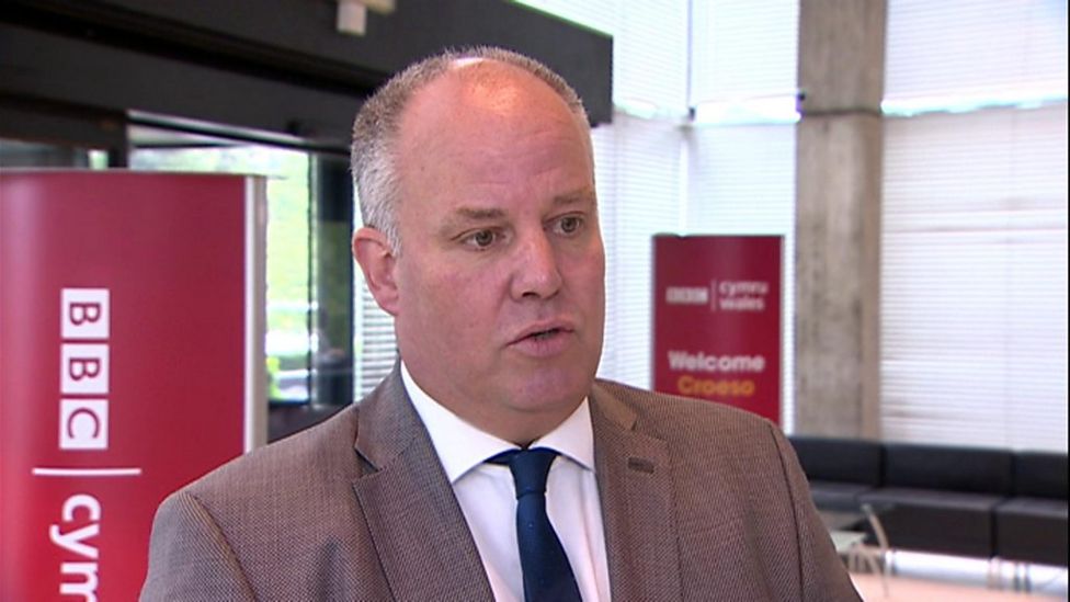 Welsh first minister obsessed with power, says Cairns - BBC News