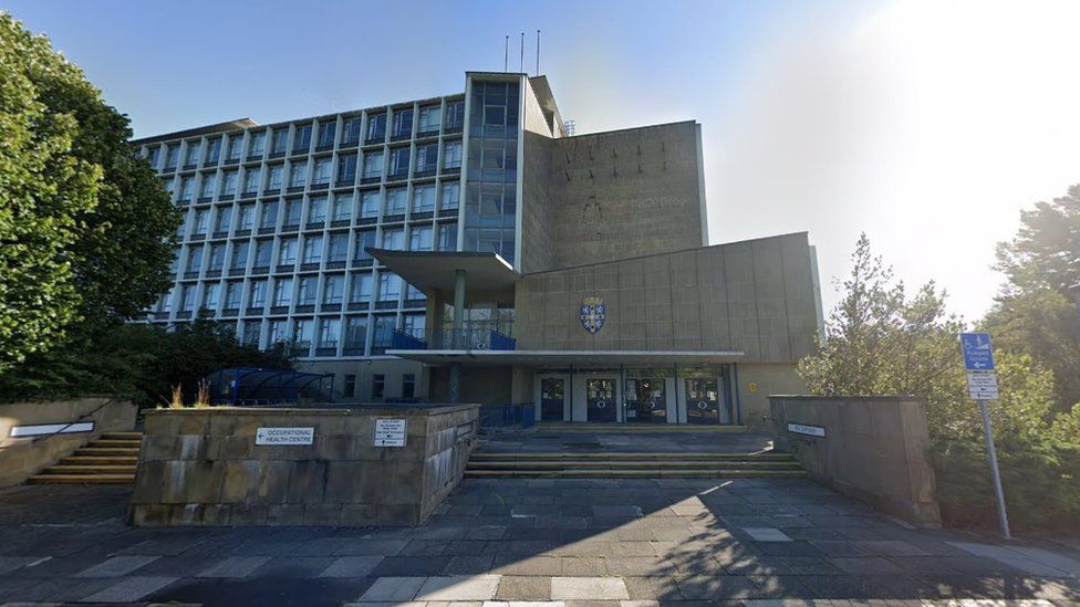 New £50m Durham Council HQ could be sold to university - BBC News