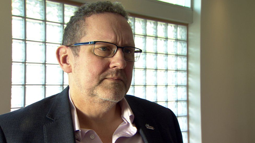 NI education: Early years expansion needed, review finds - BBC News