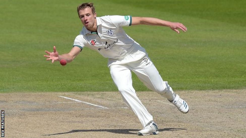 County Championship: Charlie Morris helps Worcestershire take charge ...