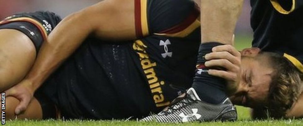 Rugby World Cup 2015: Halfpenny & Webb injuries mar Wales win v Italy ...