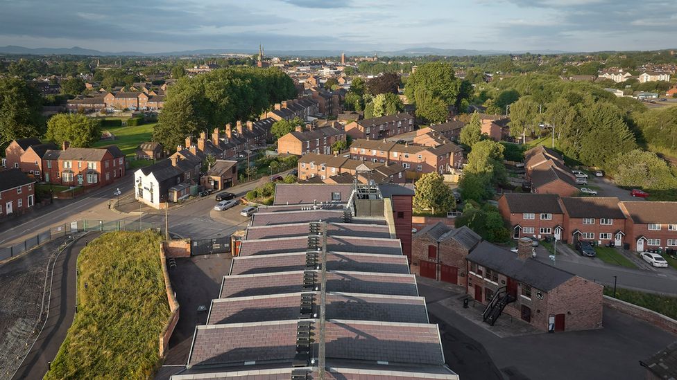 Panoramic views of Shrewsbury as historic tower opens - BBC News