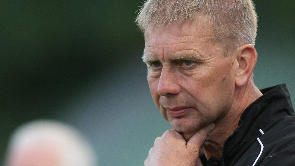 Boss who led Histon to FA Cup win over Leeds bemoans replay bar - BBC News