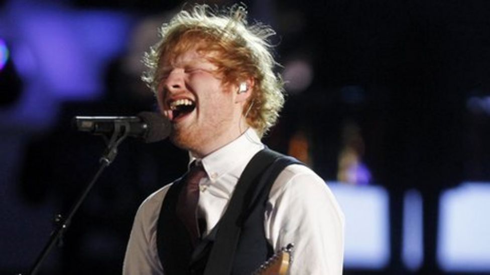 Ed Sheeran returns home for honorary degree - BBC News