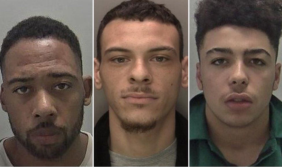 County lines dealers jailed for funnelling drugs into towns - BBC News