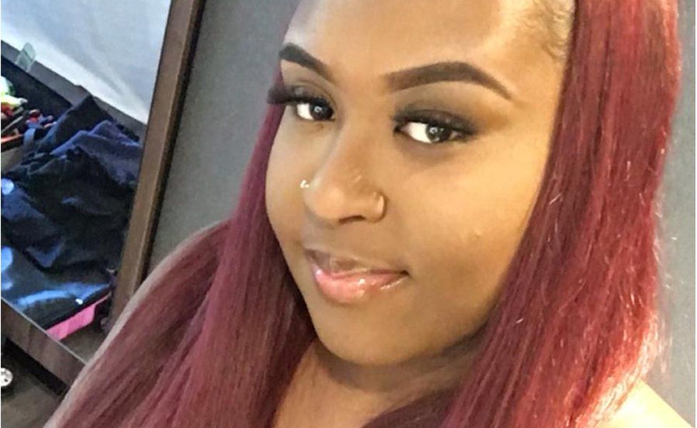 ‘I was labelled a bad kid when mum went to prison’ - BBC News