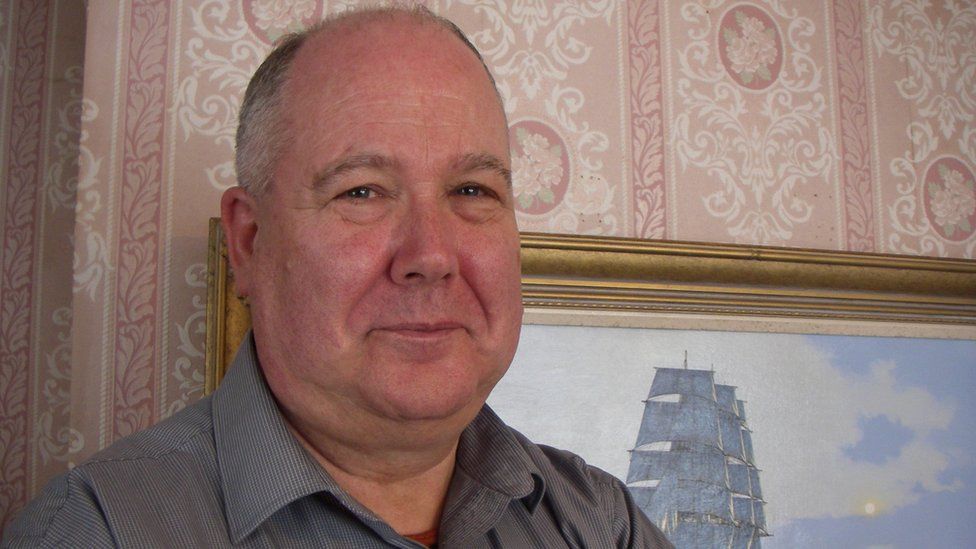 Ship artist James Brereton bounces back after stroke - BBC News