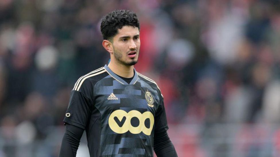 Brighton: Steven Alzate rejoins Standard Liege on loan - BBC Sport