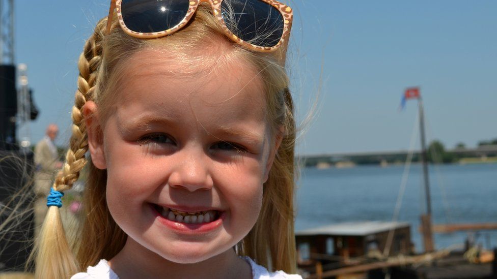 Five-year-old girl told family of organ donor wishes - BBC News