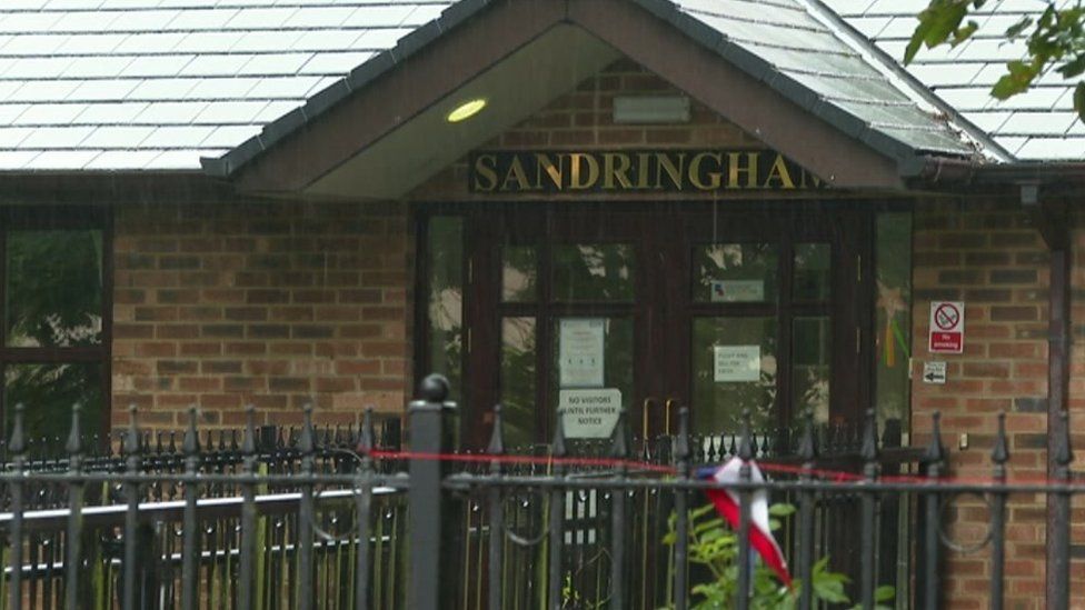 Covid-19: Durham care home isolation unit plan 'alarming' - BBC News