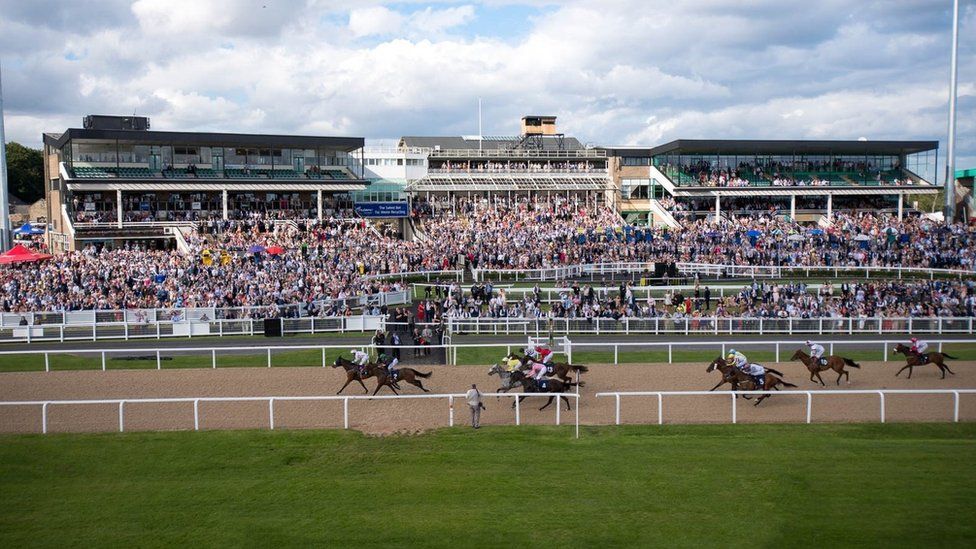 Major expansion plans for Newcastle Racecourse unveiled - BBC News