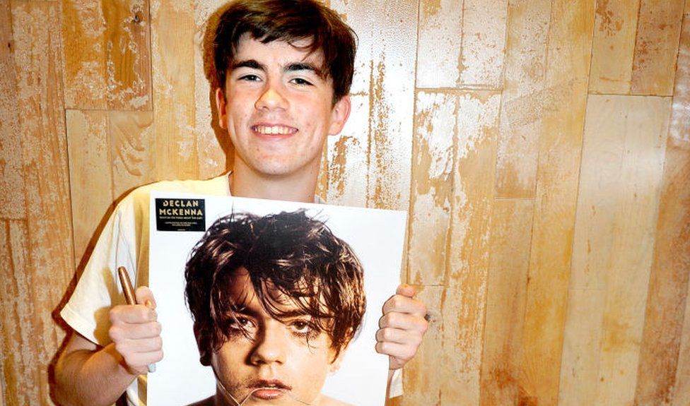 Declan McKenna: The demand for new music isn't healthy - BBC News