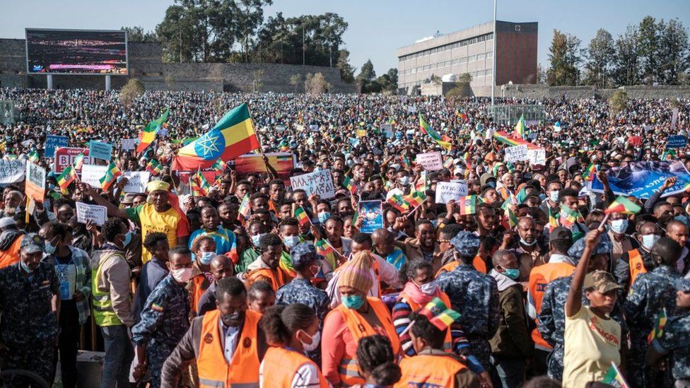 In pictures: Thousands join huge pro-government rally in Ethiopia - BBC ...