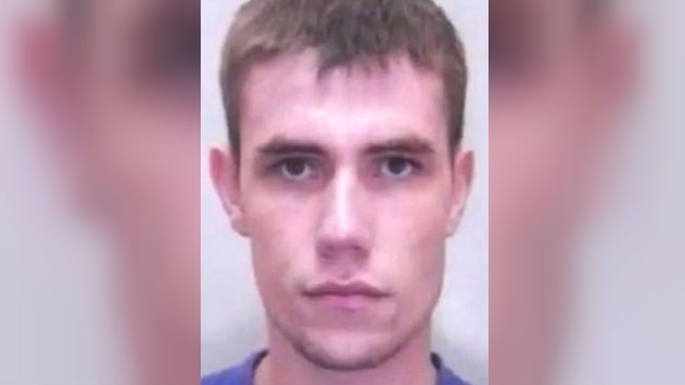 Widower of murdered Arnold jeweller Marian Bates dies - BBC News