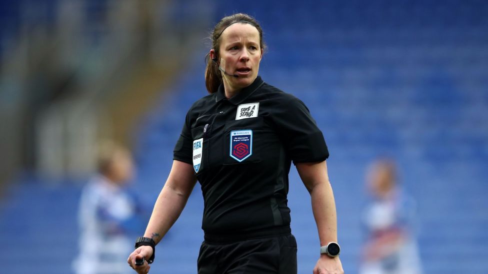 Somerset referee wants more full time officials in women's game - BBC News