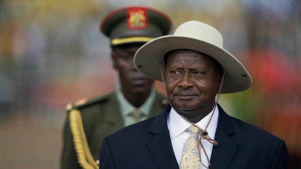 Western envoys in Uganda walk out of Museveni swearing-in - BBC News