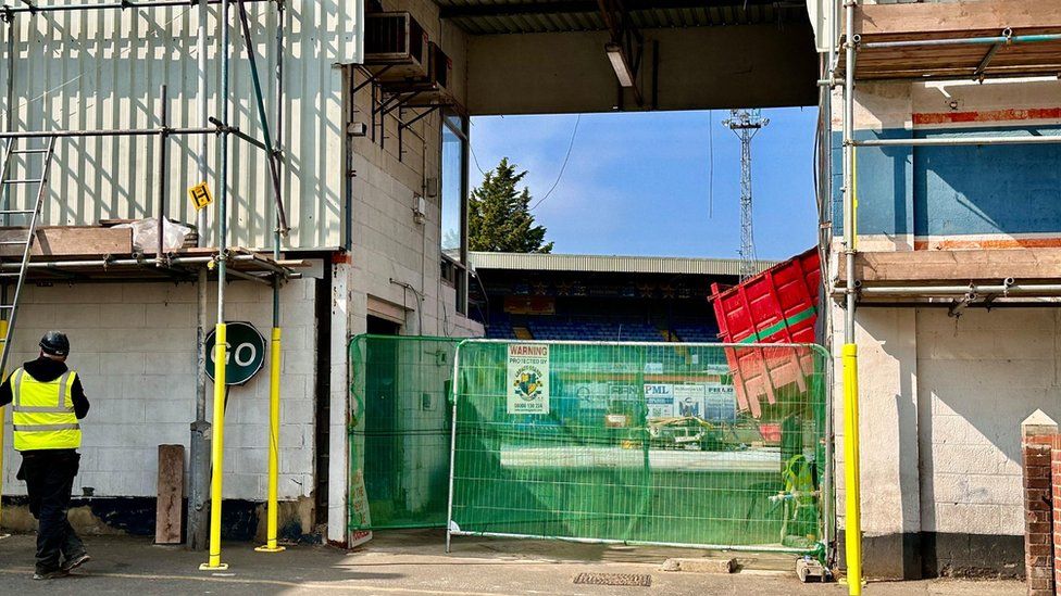 Luton Town: Latest images show stadium improvement work - BBC News