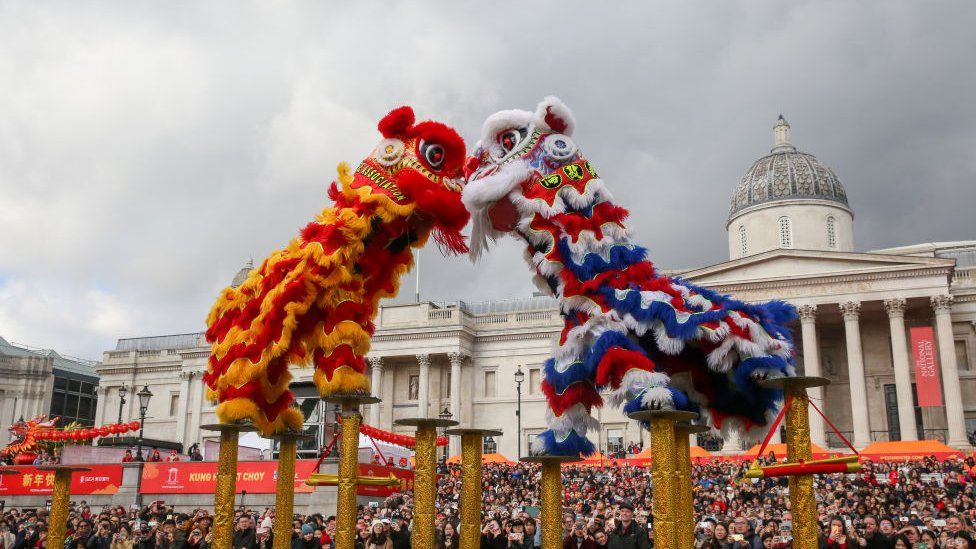 Lunar New Year: Year of the Dragon celebrated around the world - BBC ...