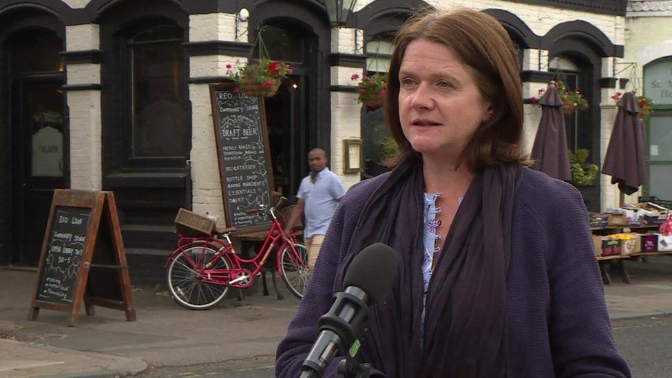 Lockdown: 'I've borrowed £4m just to remain closed' - BBC News