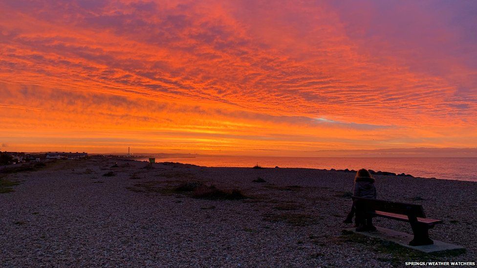 Red sky on an October morning - BBC Weather