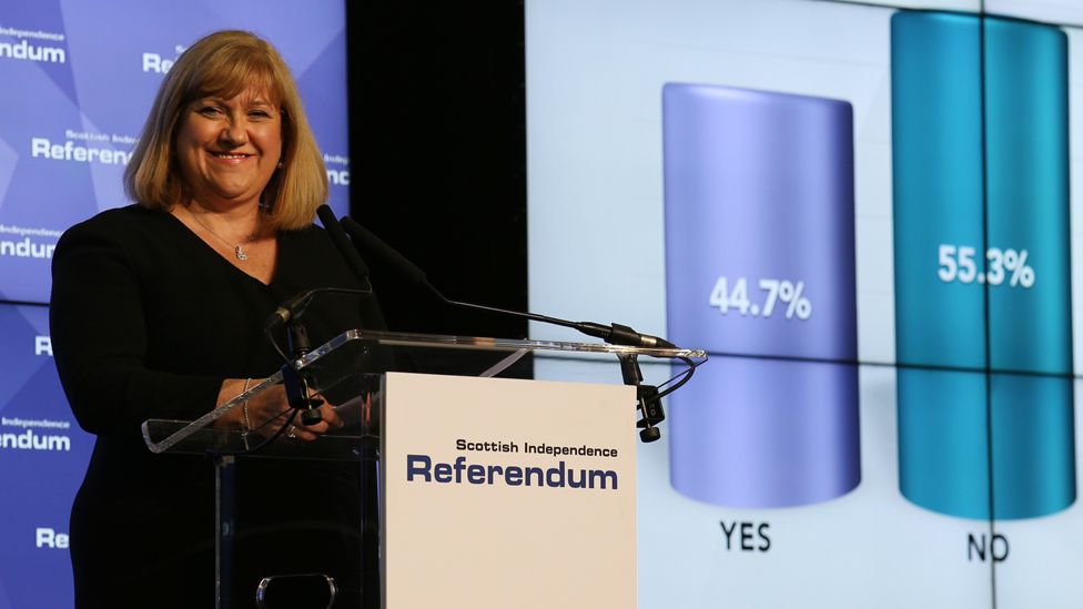 One year on: Scottish referendum polling day in pictures - BBC News