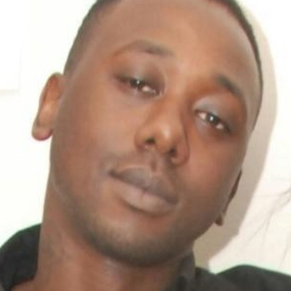 Hackney stabbing: Teens jailed for Daniel Frederick death - BBC News