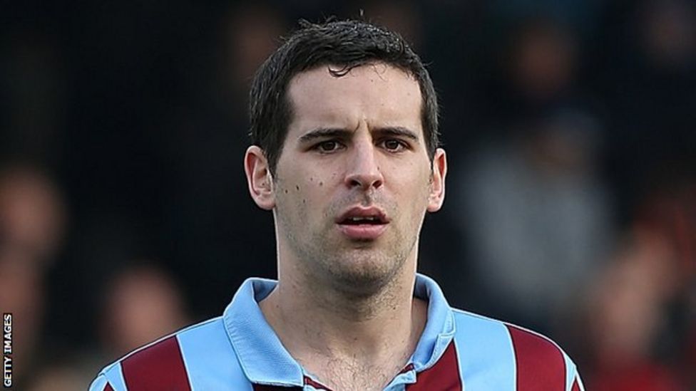 Sean McAllister: Former Scunthorpe United midfielder joins Grimsby Town ...