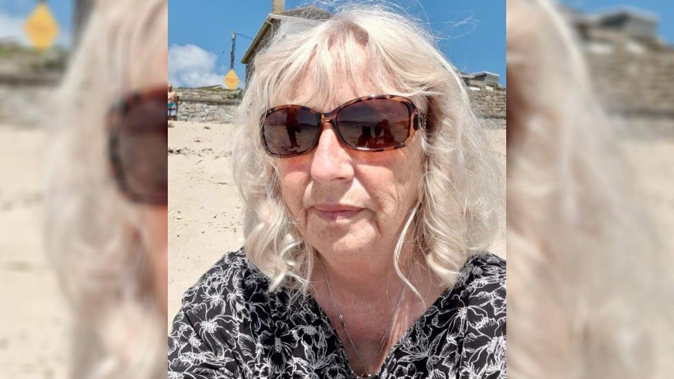 Woman saved from Gwithian rip current searches for rescuers - BBC News