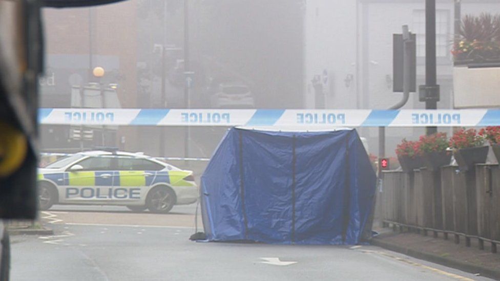 Murder probe as man dies in fight outside Wetherspoon pub in Sedgley ...
