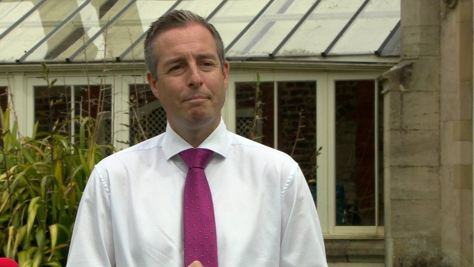 Organ donation: NI law 'could change 180 lives a year' - BBC News