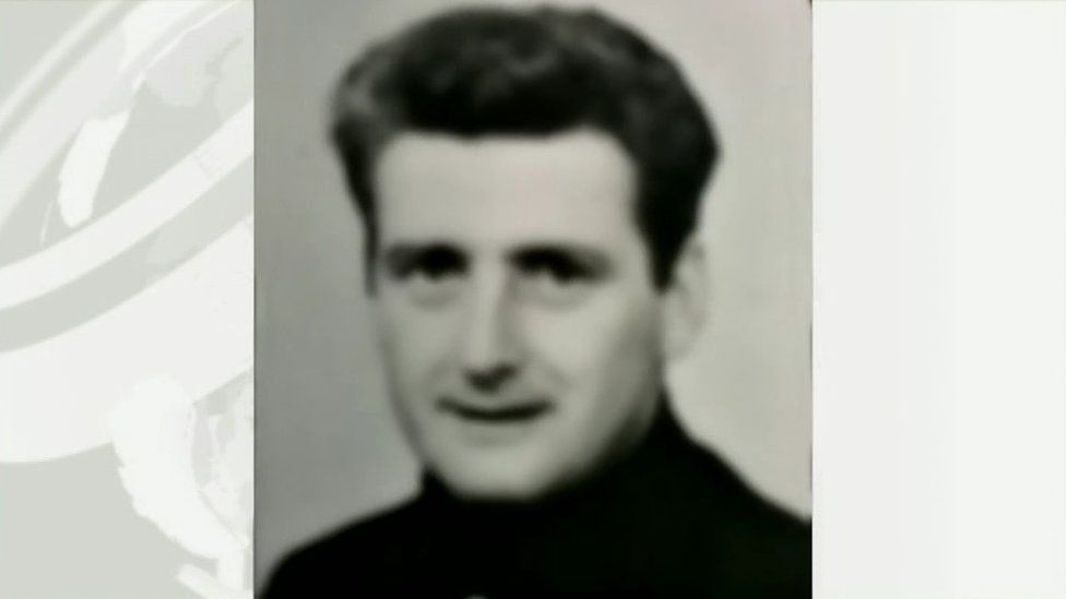 Henry Thornton inquest: Soldier will be named - BBC News